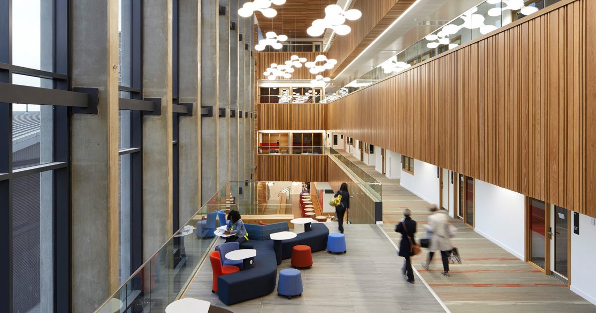 Broadway Malyan | 考文垂大学，Alison Gingell 大楼